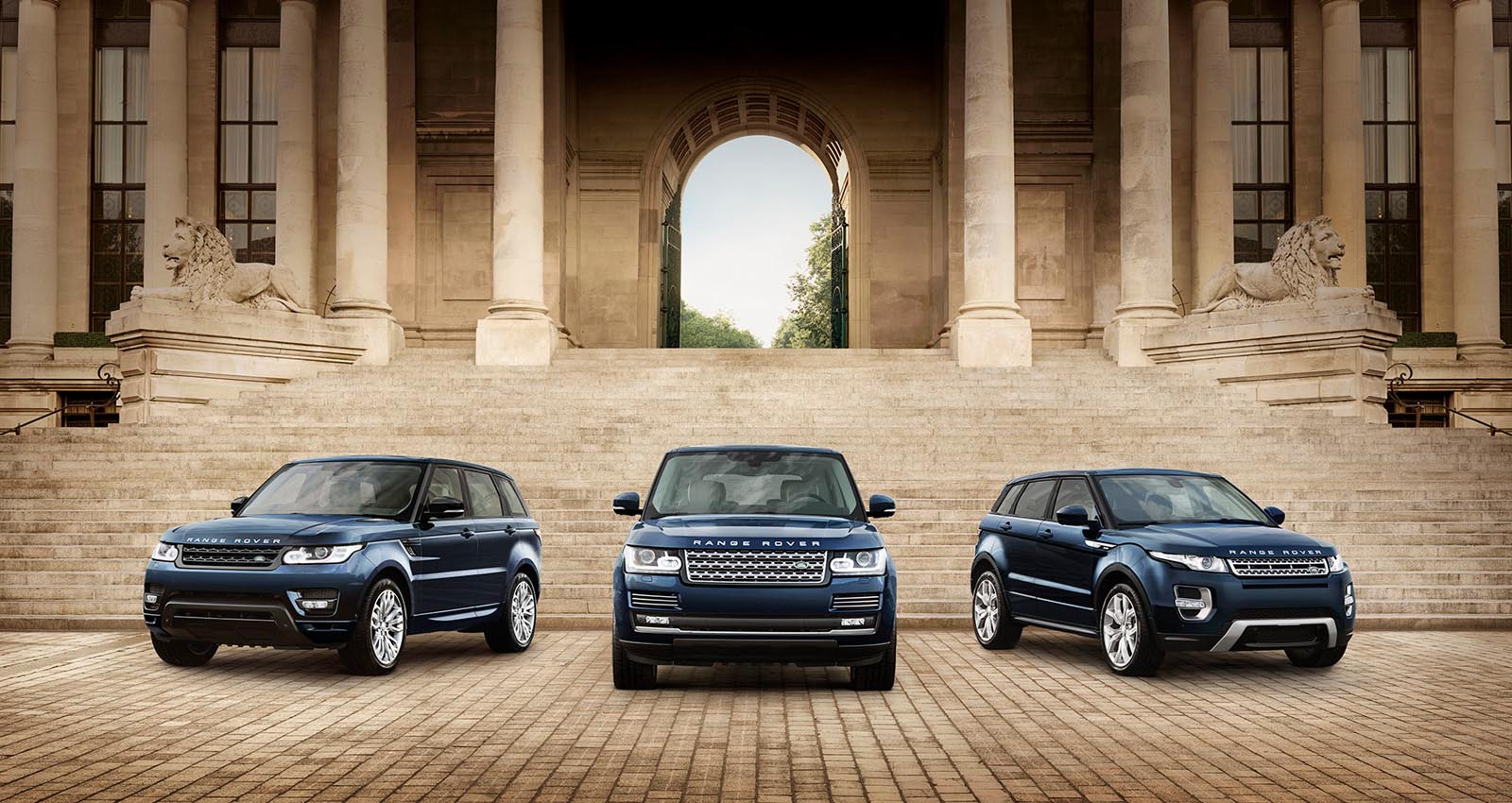 HB Dennis - Irelands leading provider of Land Rover & Hybrid Services